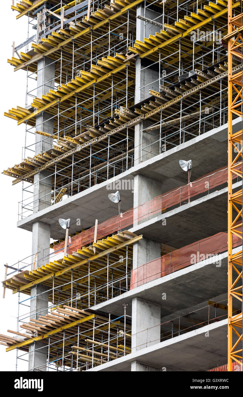 Multi-level commercial high rise building construction Stock Photo - Alamy