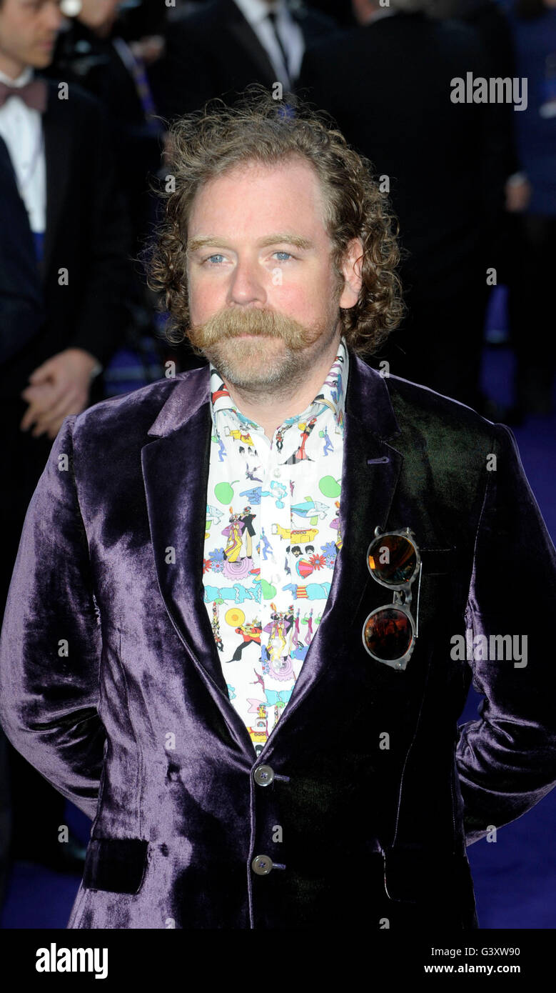 Rufus hound hi-res stock photography and images - Alamy
