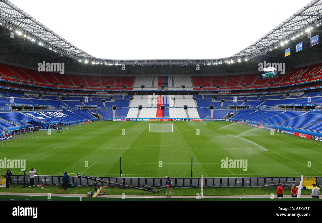 Stade de lyon interior hi-res stock photography and images - Alamy