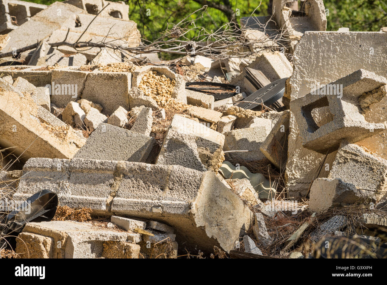 Full frame take of demolition rubble Stock Photo - Alamy