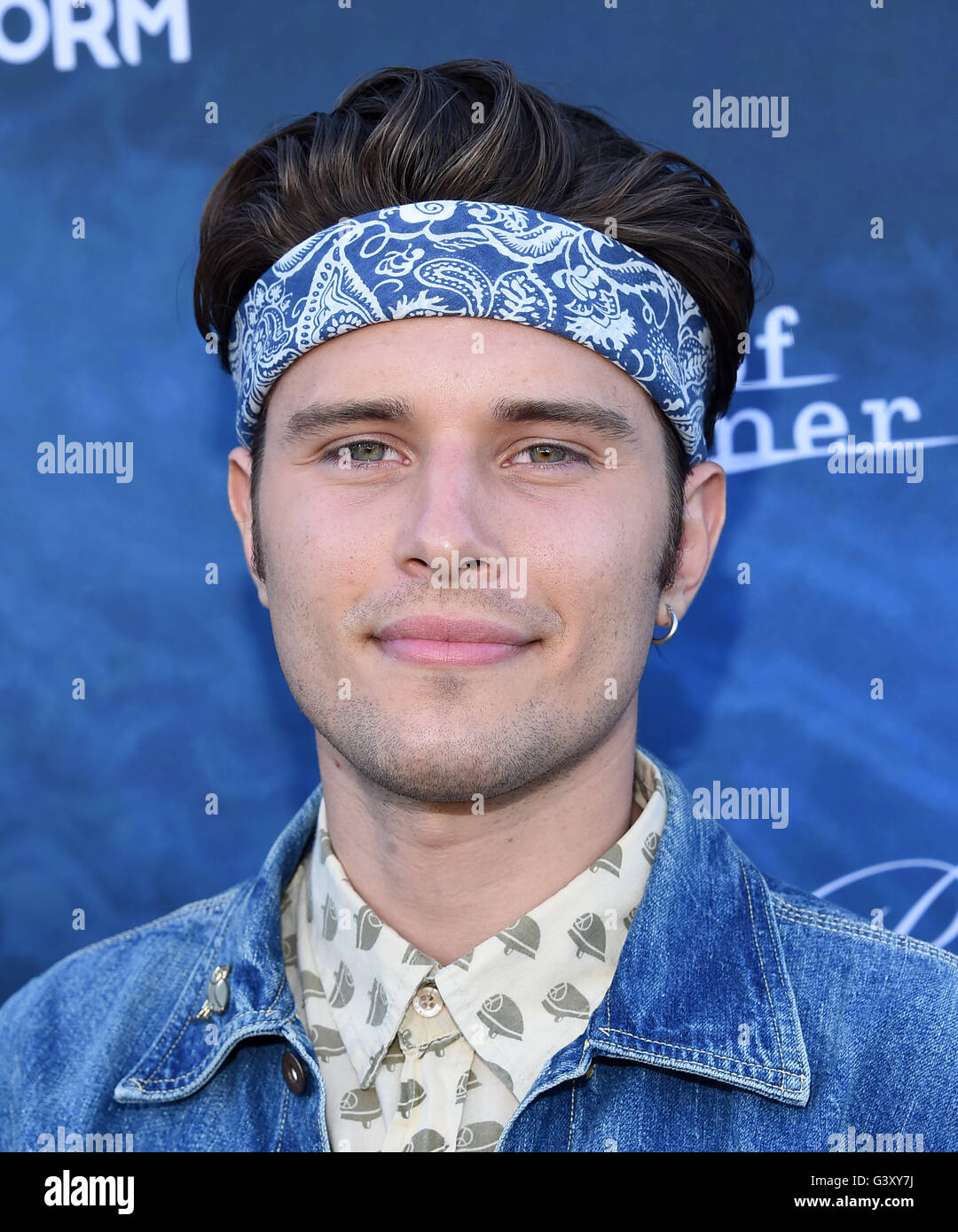 Hollywood, California, USA. 15th June, 2016. Ronen Rubinstein arrives ...