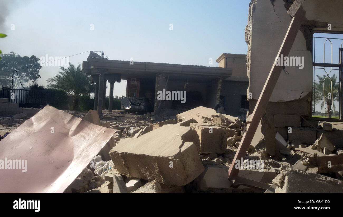 Fallujah, Iraq. 15th June, 2016. A destroyed building is seen after an ...
