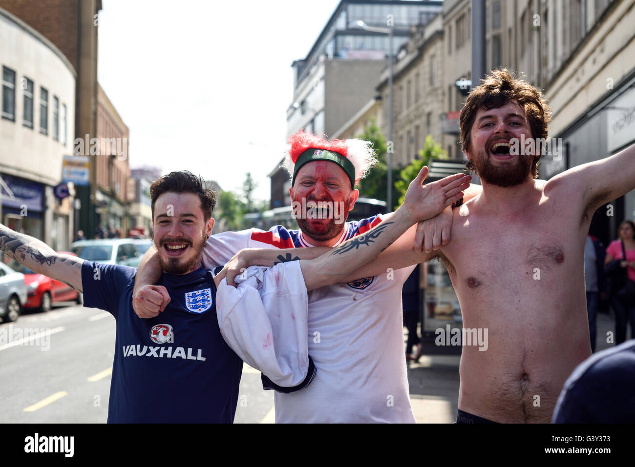 Nottingham,UK.16th June 2016.England football fans celebrate a 2-1 ...