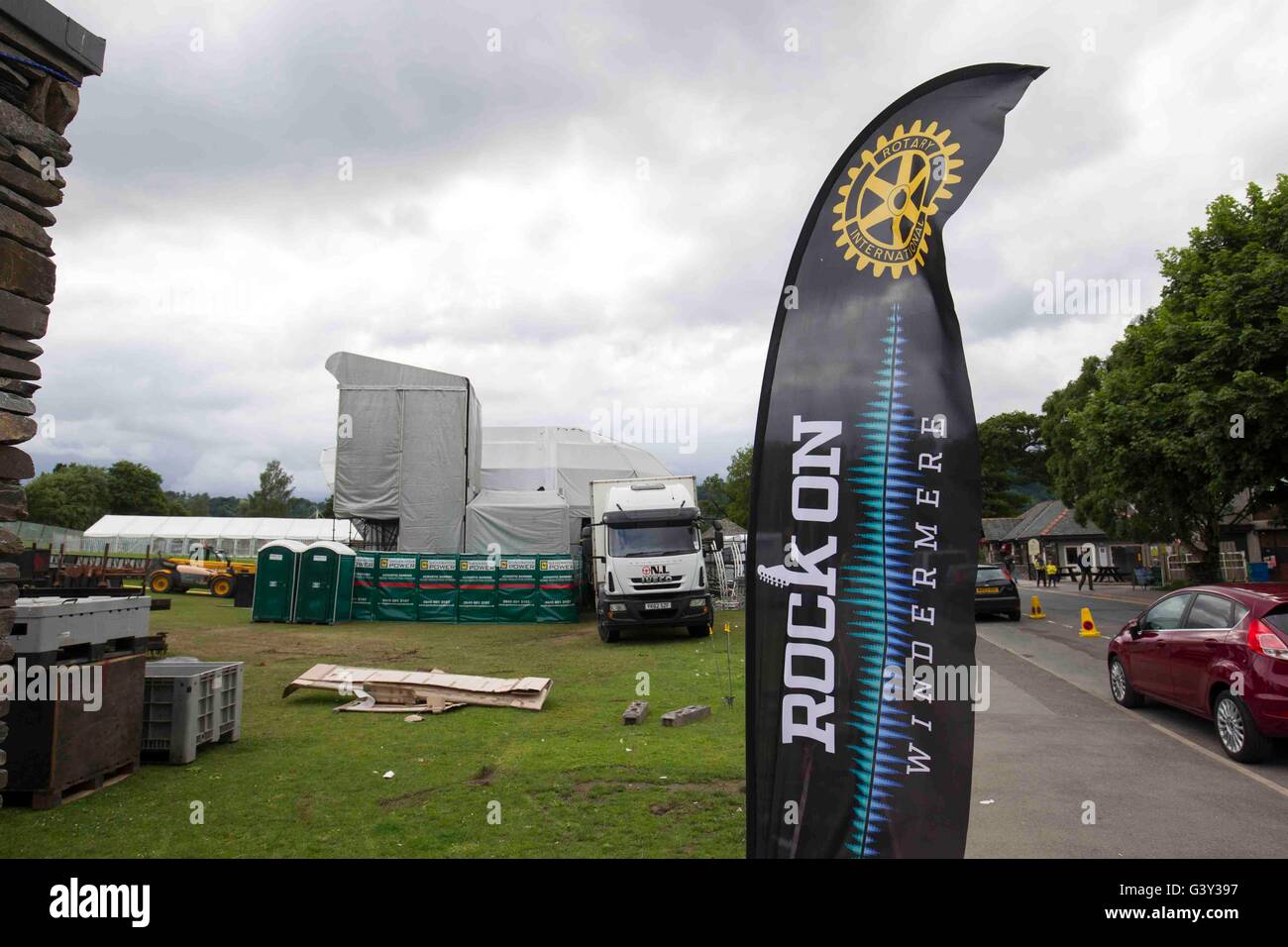 Windermere, Cumbria, UK. 16th June, 2016.Charity gig the Glebe on the ...