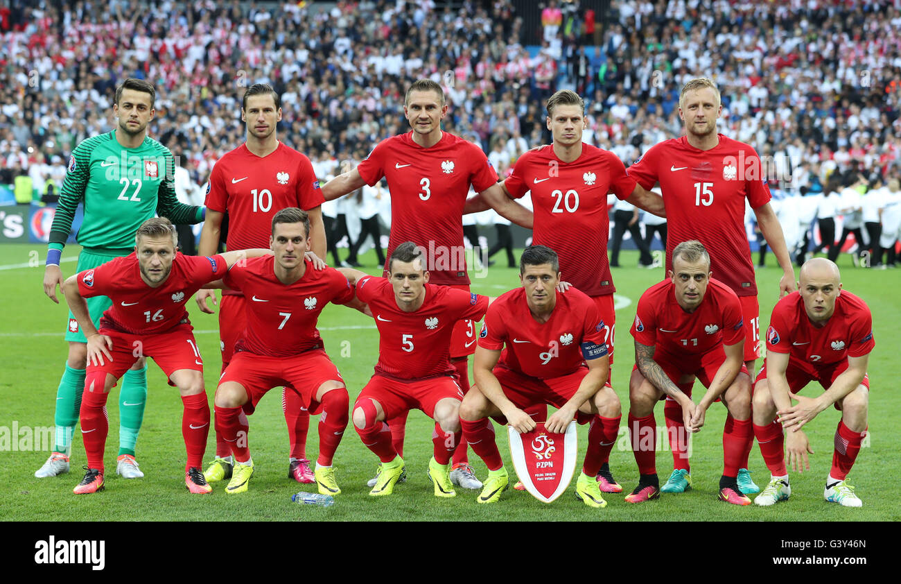 Paris, France. 16th June, 2016. Players of Poland line up before the ...