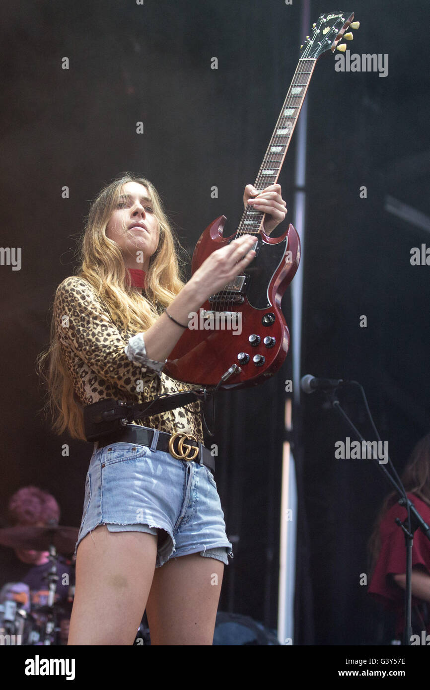 Oshkosh, Wisconsin, USA. 11th June, 2016. Musician ALANA HAIM of Haim ...