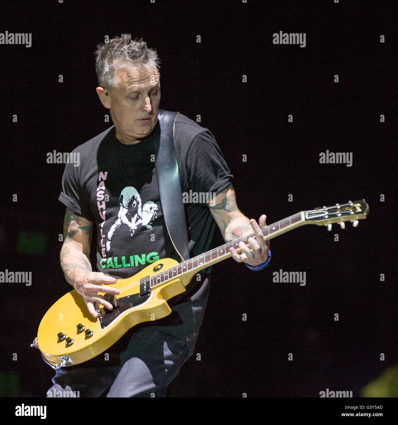 Mike Mccready In Concert High Resolution Stock Photography and Images ...