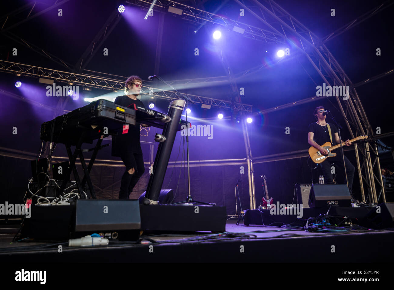 Jimmy vallance hi-res stock photography and images - Alamy