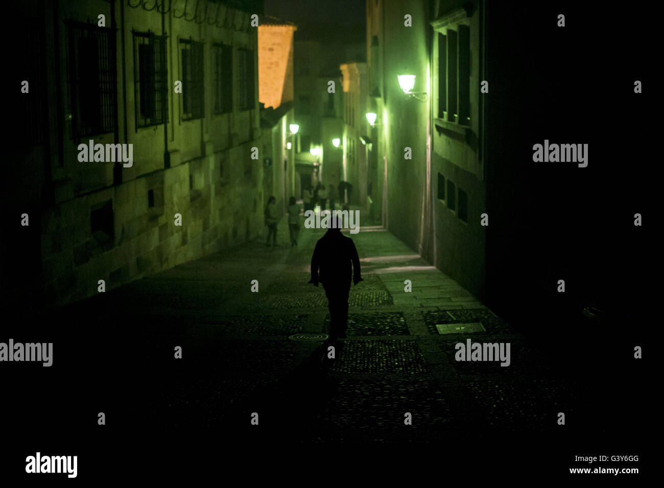 Singular shells hi-res stock photography and images - Alamy