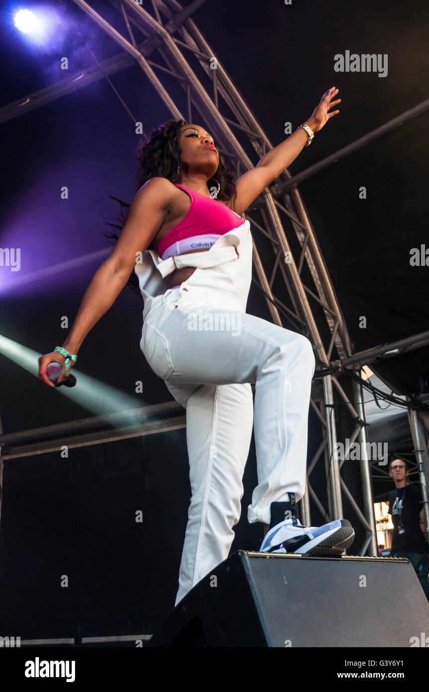 Grime mc hi-res stock photography and images - Alamy