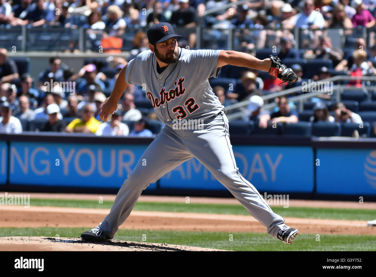 the Bronx, New York, USA. 12th June, 2016. Michael Fulmer (Tigers ...