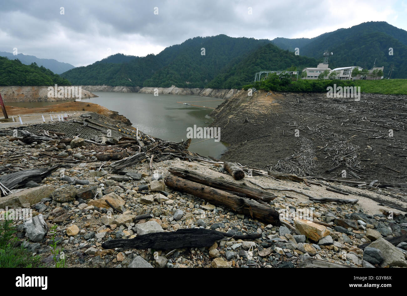 Live under the sky japan hi-res stock photography and images - Alamy