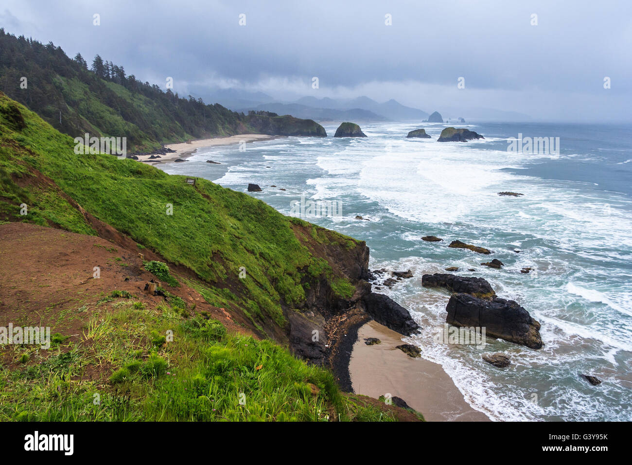 Crescent Beach at Ecola State Park near Cannon Beach, Oregon, USA Stock ...