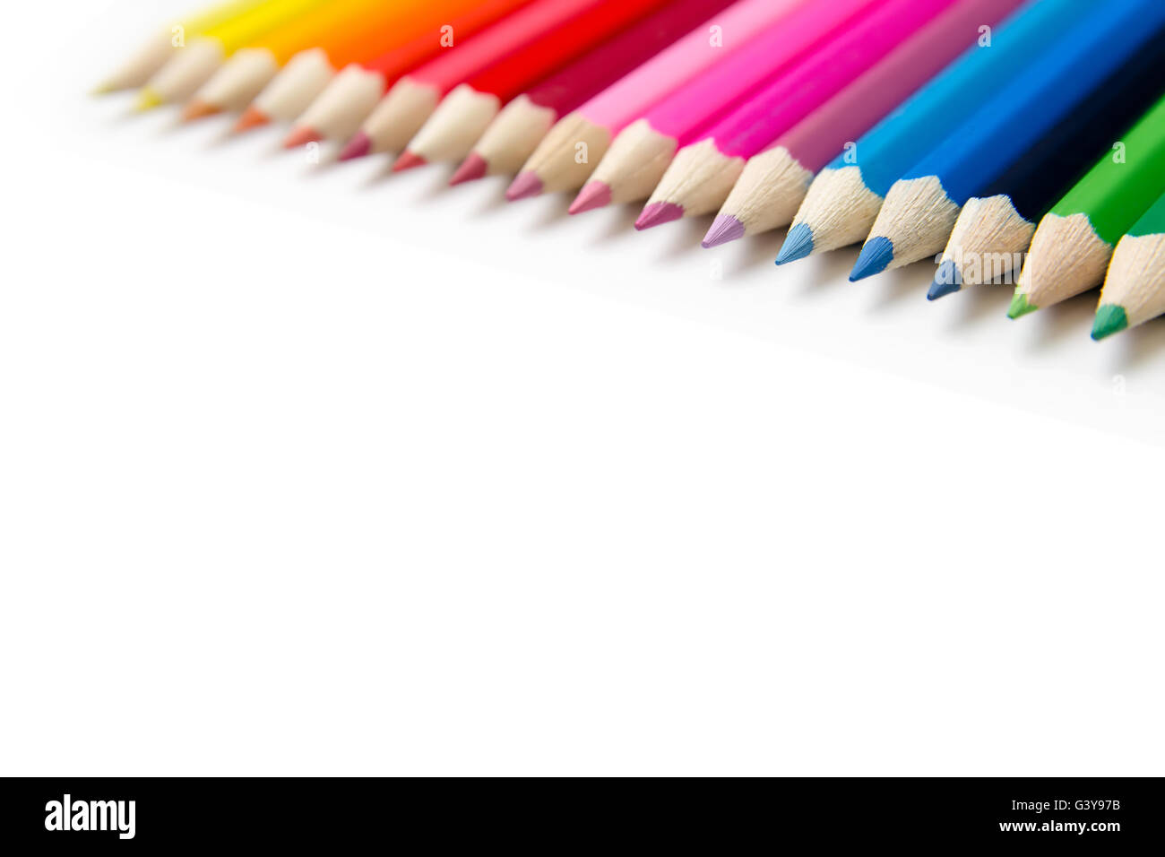 Row of colored pencils hi-res stock photography and images - Alamy