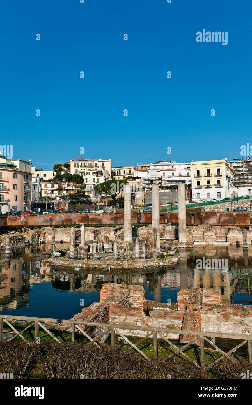 Macellum Pozzuoli Puteoli Stock Photos & Macellum Pozzuoli Puteoli ...