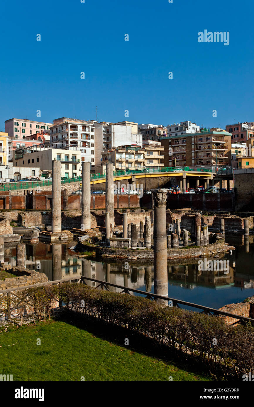 Macellum Pozzuoli Puteoli Stock Photos & Macellum Pozzuoli Puteoli ...