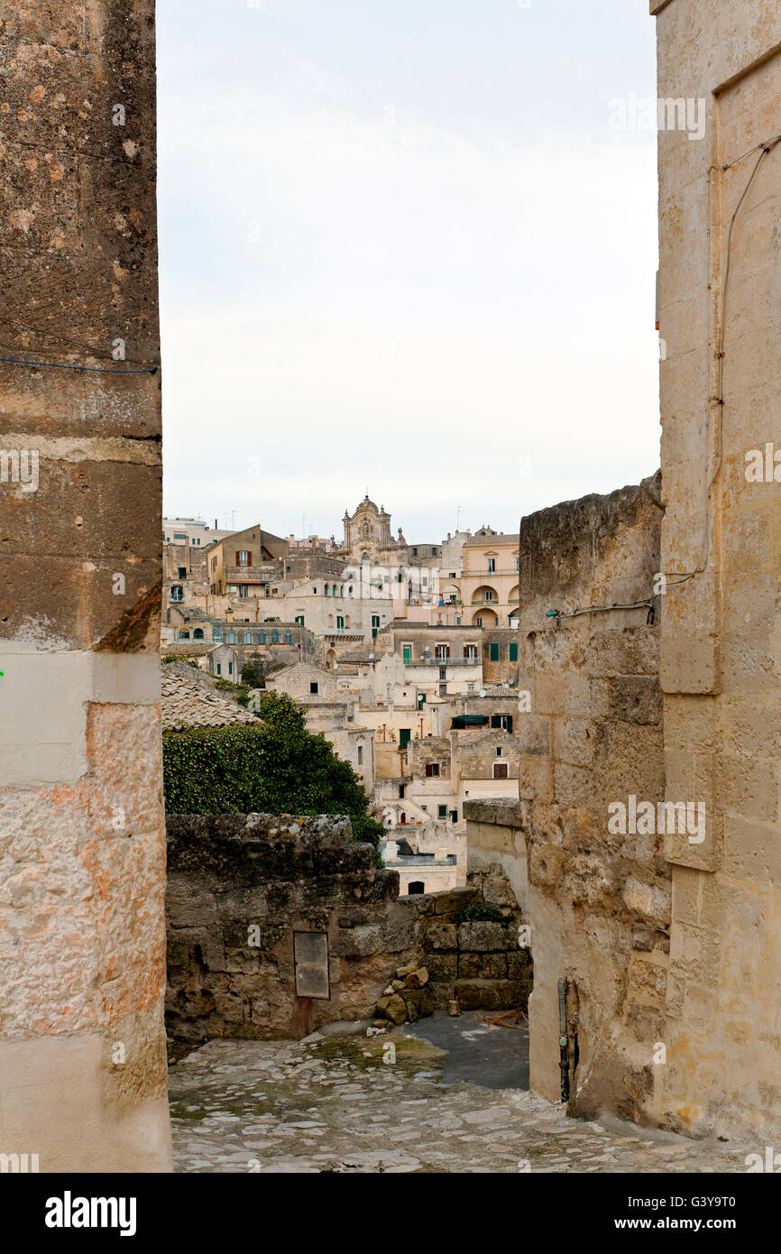 Cave dwellings Sassi di Matera in Sasso Barisano, Unesco World Heritage ...