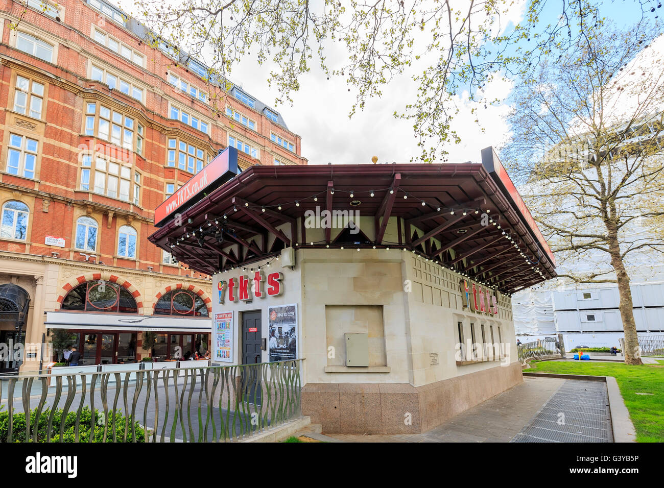 London, APR 17: The TKTS ticket booth on APR 17, 2016 at London Stock ...