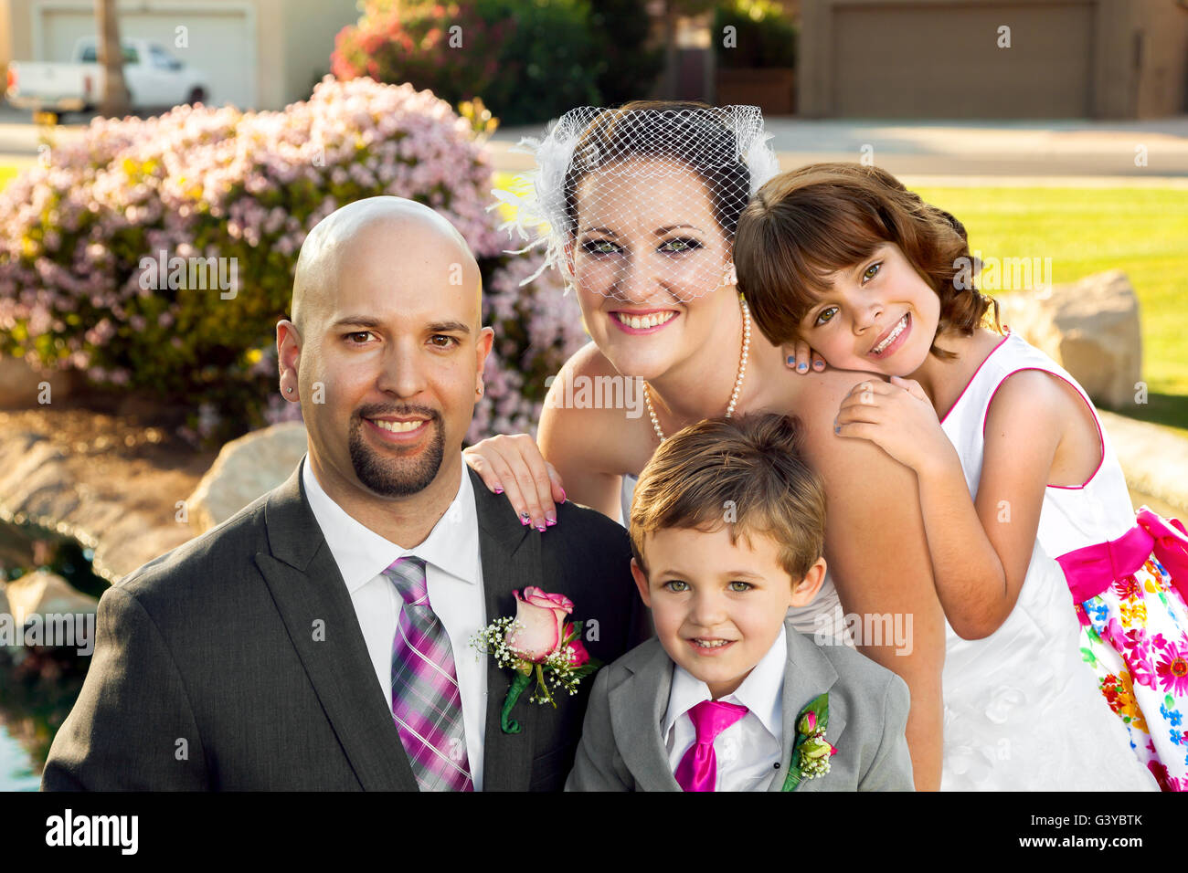 Bride and groom with child hi-res stock photography and images - Alamy