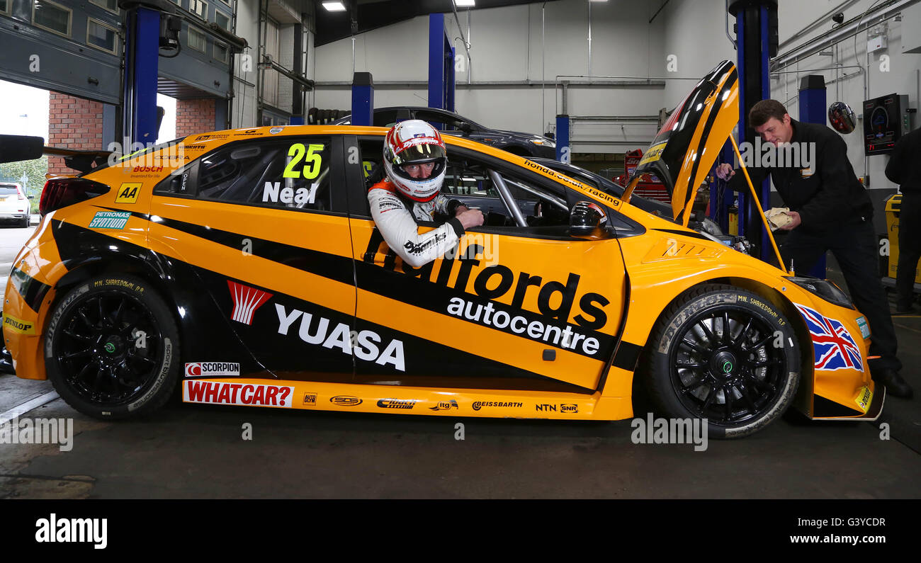 Halfords Racing High Resolution Stock Photography and Images - Alamy