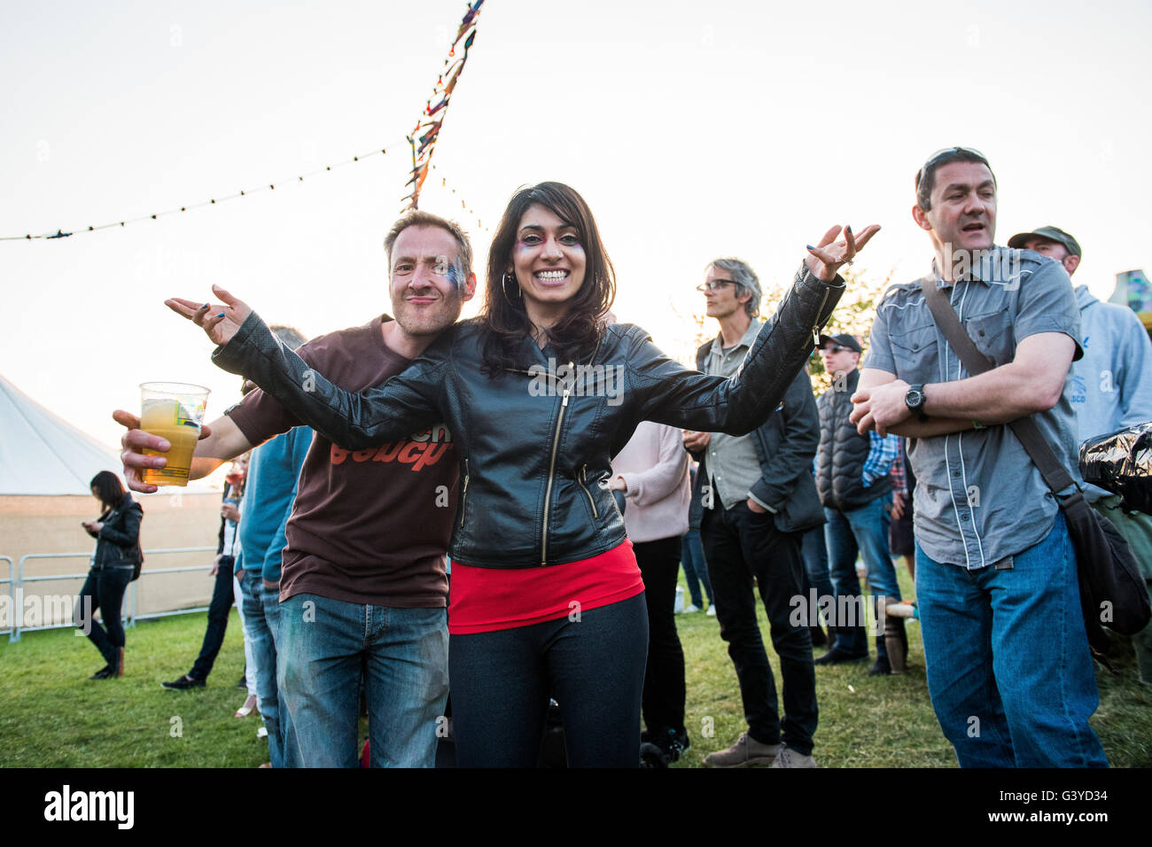 Revellers having fun hi-res stock photography and images - Alamy