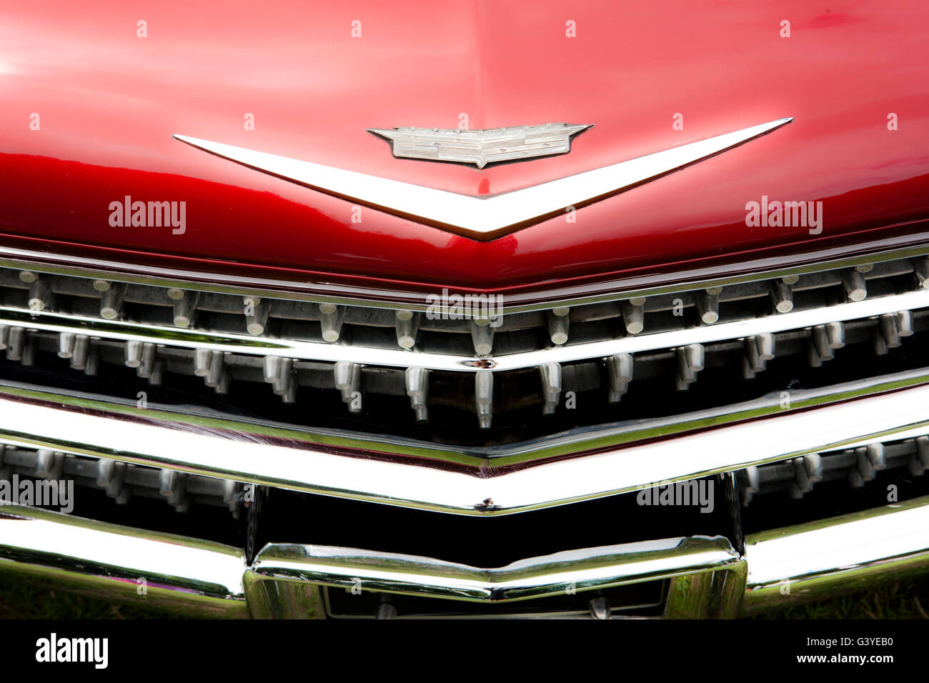 Classic car insignia hi-res stock photography and images - Alamy
