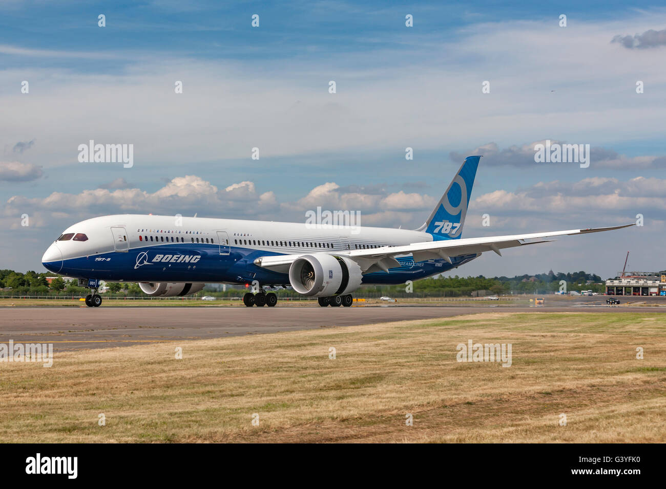 Boeing 787-9 “Dreamliner” commercial airline aircraft N789EX displaying ...