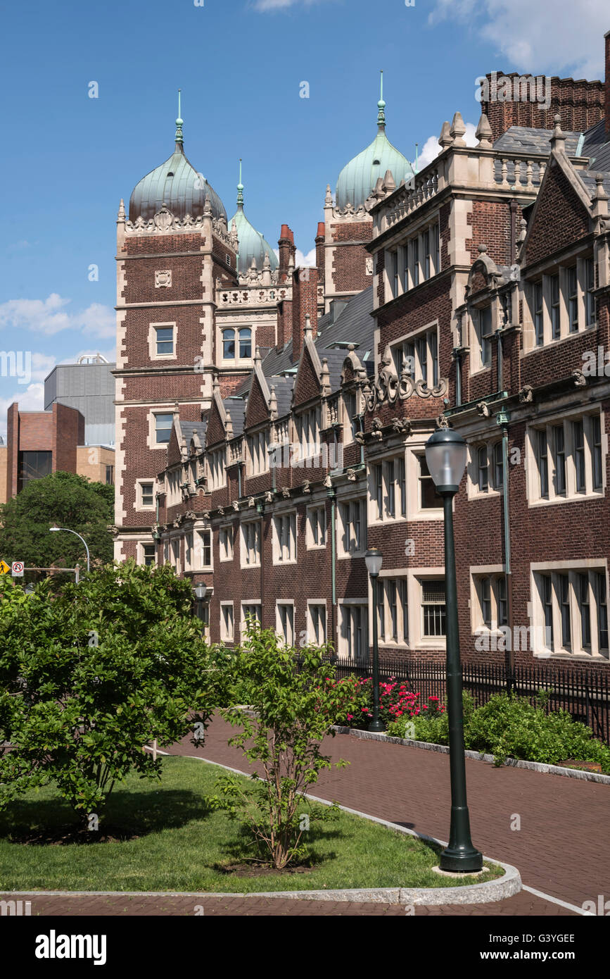 University pennsylvania quadrangle hi-res stock photography and images ...