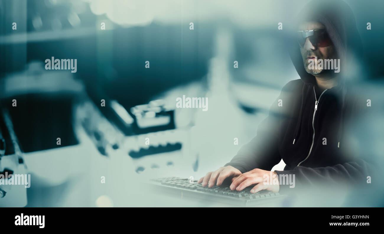 Computer hacker programming Stock Photo - Alamy