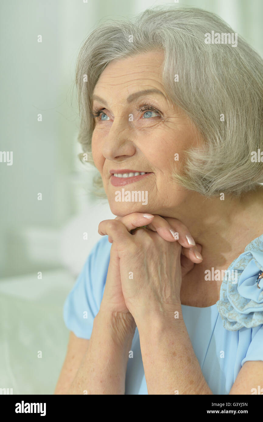Portrait of beautiful old woman Stock Photo - Alamy