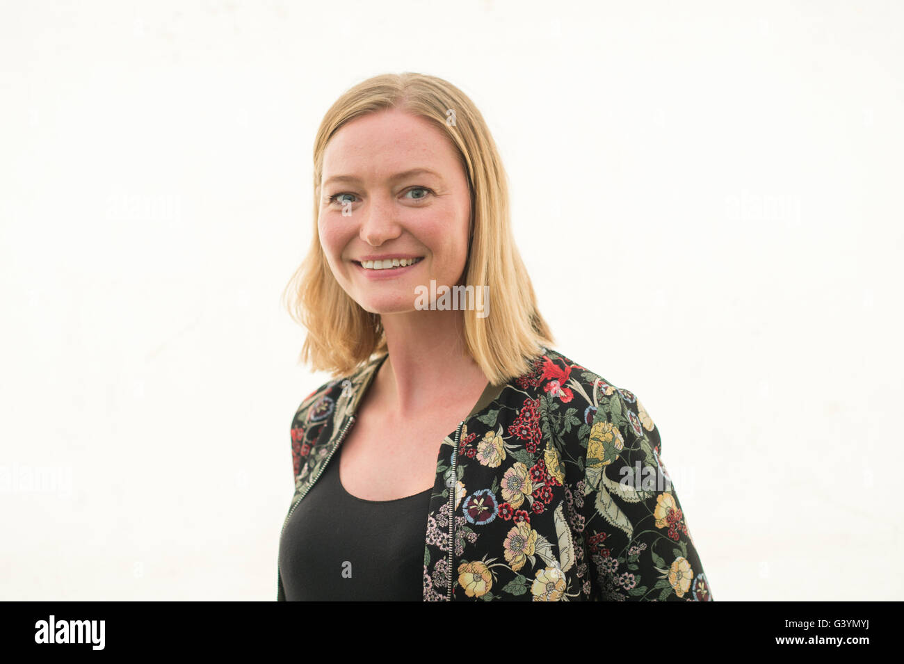 Holly Smale, British YA (Young Adullt) fiction writer. Her first ...