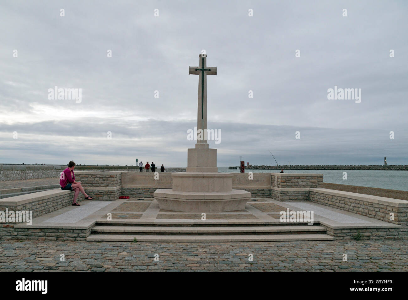 The CWGC Cross of Sacrifice (the "Green Jacket Memorial" erected to ...