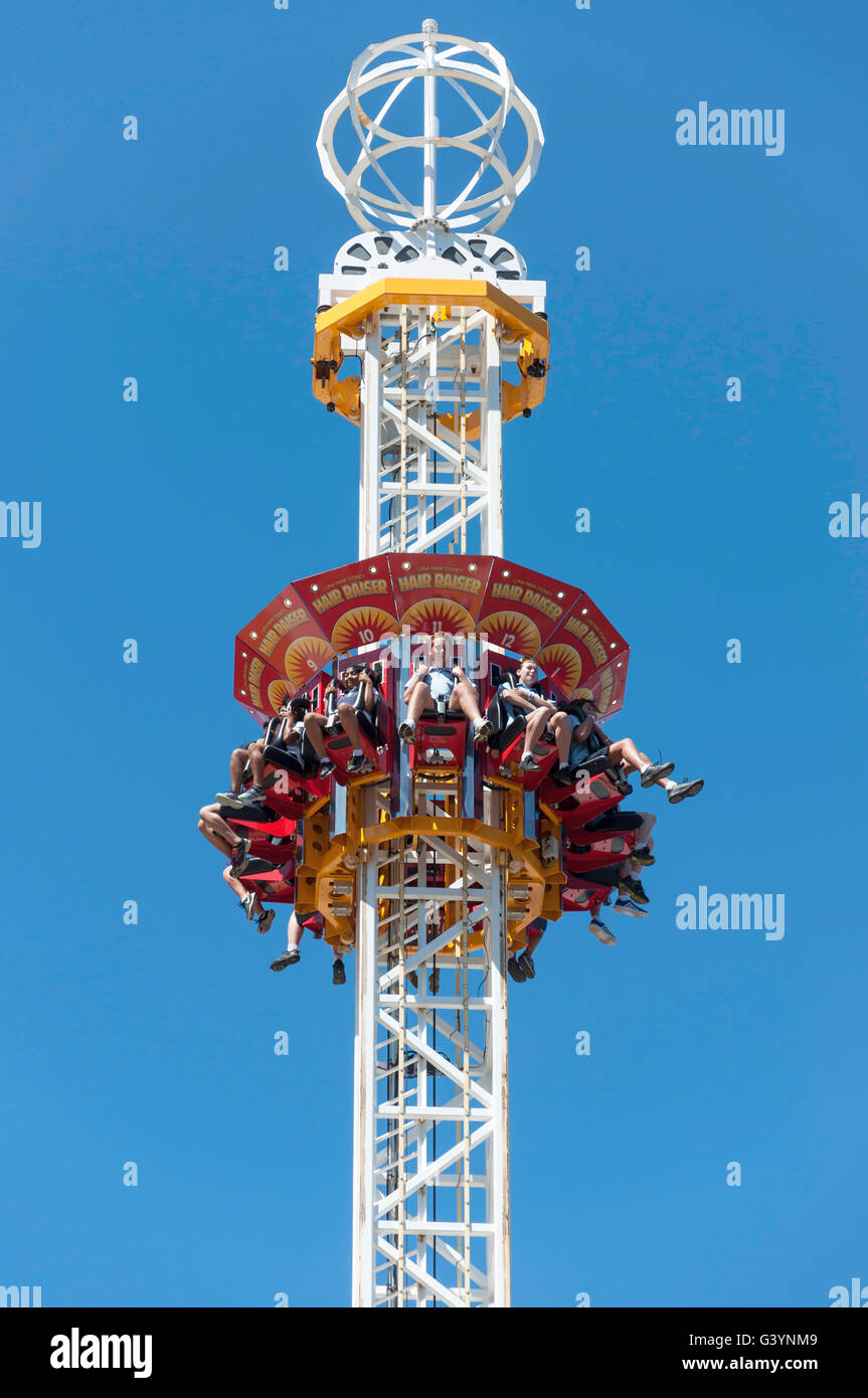 Luna park amusement funfair rides High Resolution Stock Photography and ...