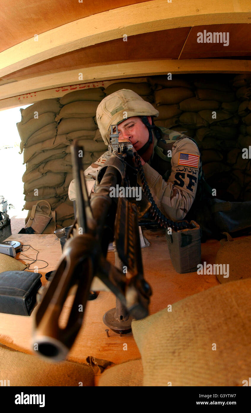 Machine gun m60 hi-res stock photography and images - Alamy