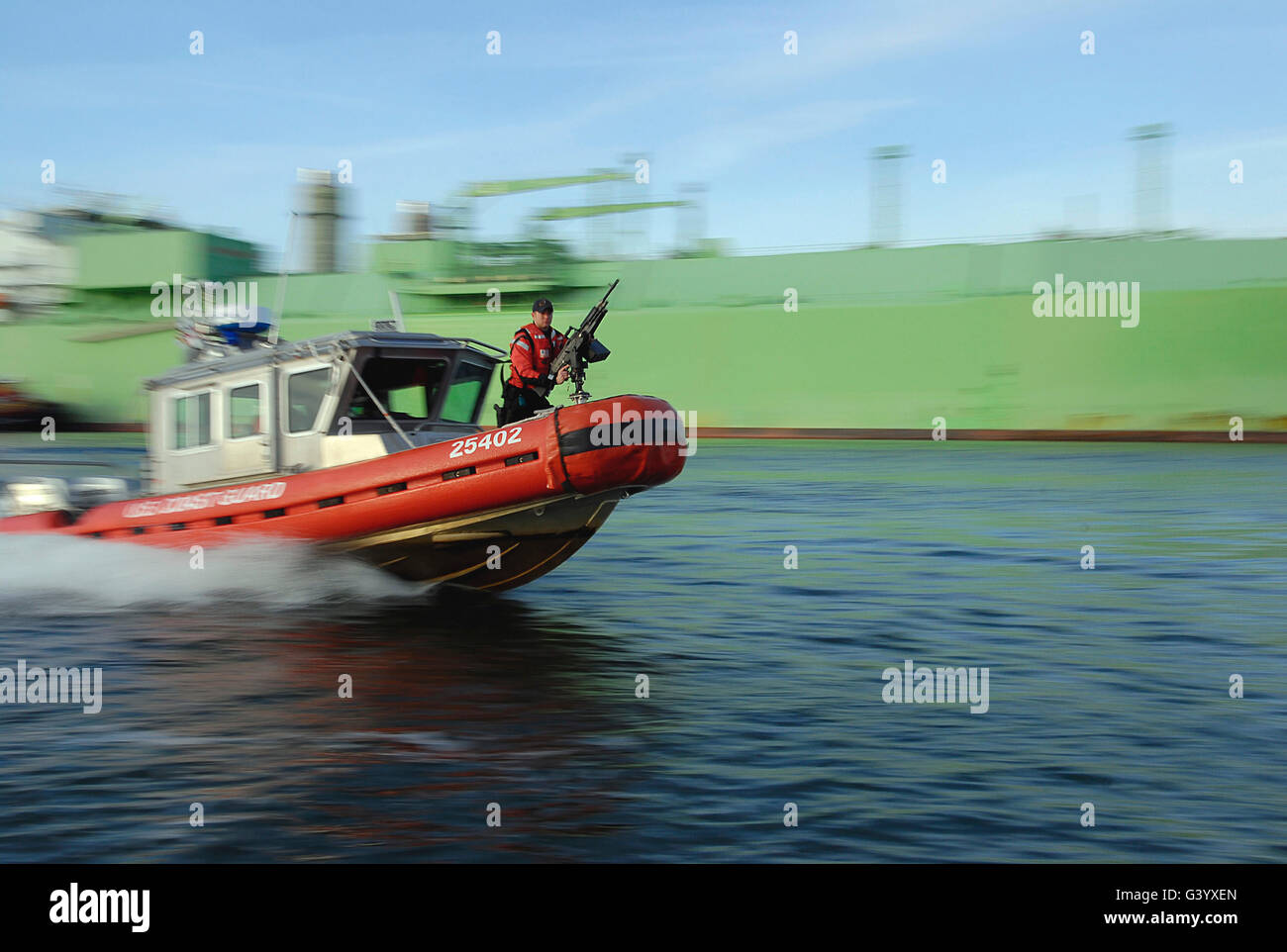 Coast guard response boat hi-res stock photography and images - Alamy
