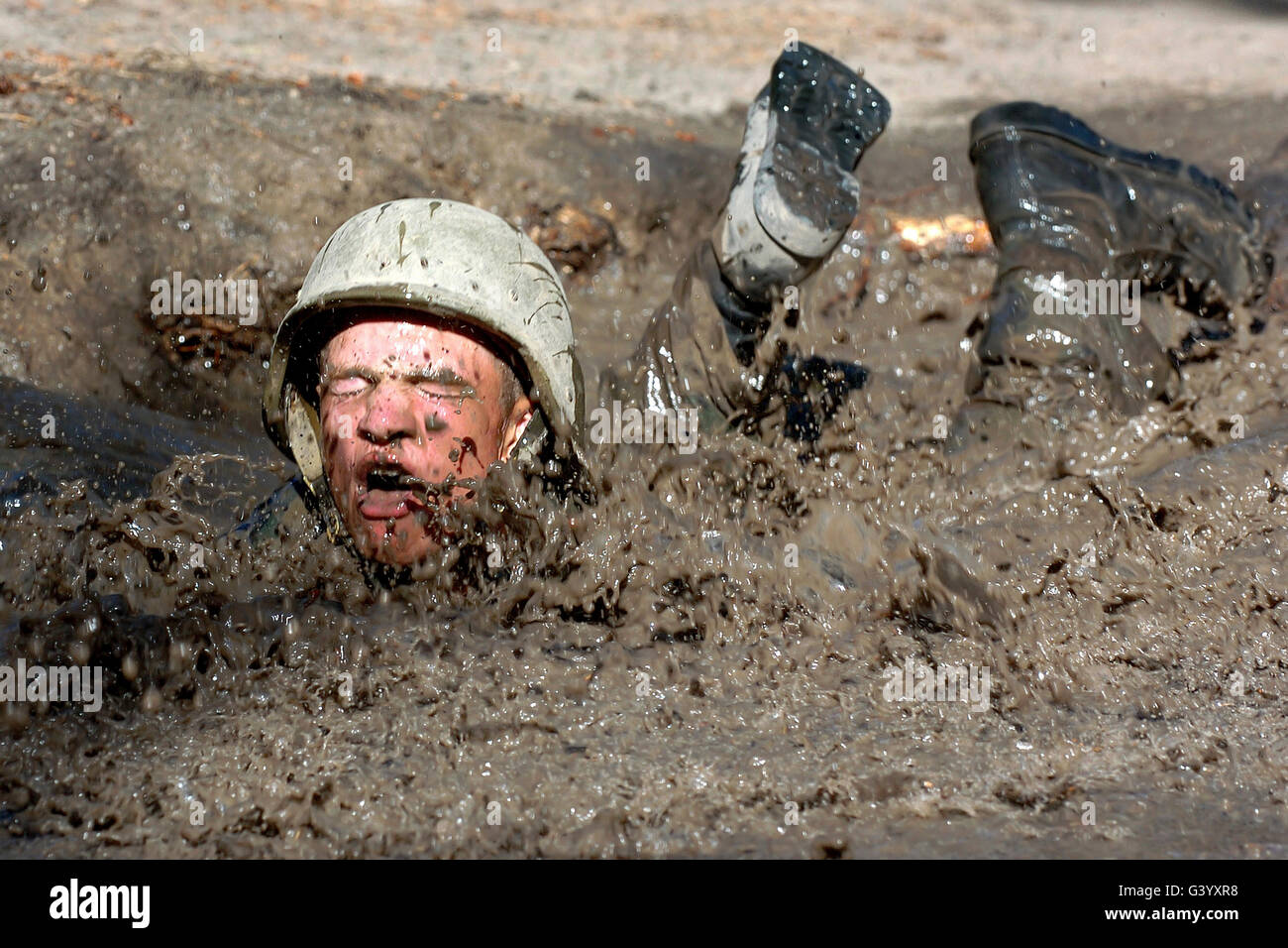 Diving into mud pit hi-res stock photography and images - Alamy