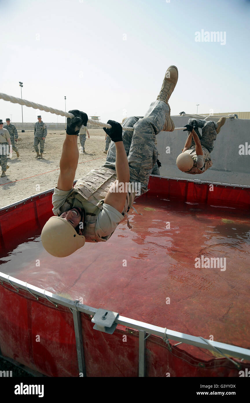 Senior airman hi-res stock photography and images - Alamy