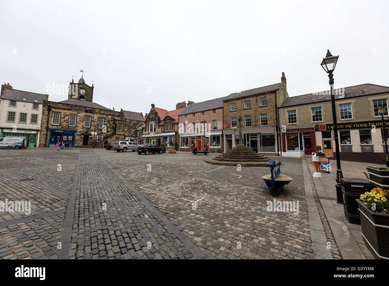 Alnwick market place hi-res stock photography and images - Alamy