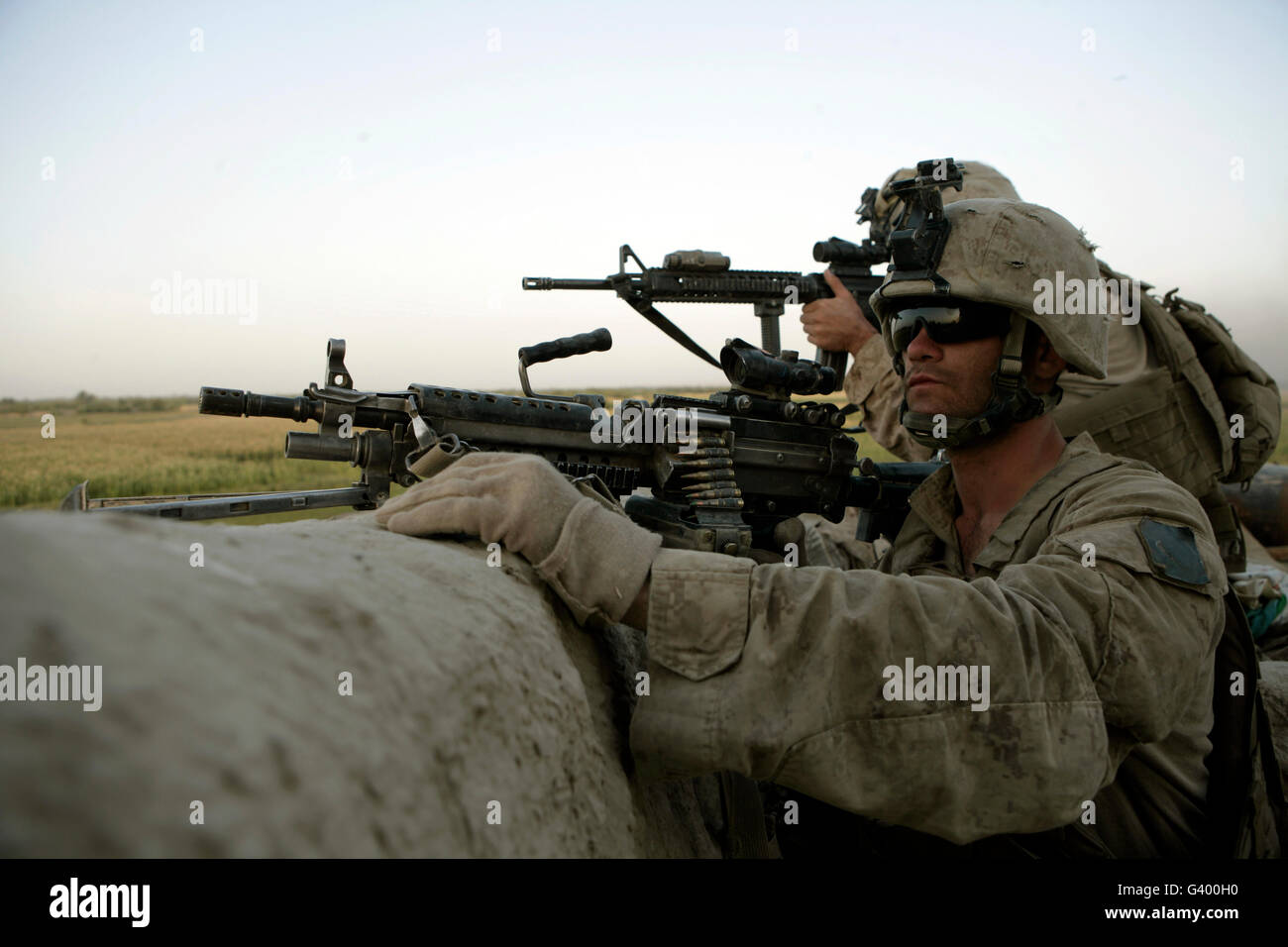 U.S. Marines observe the movement of enemy forces Stock Photo - Alamy
