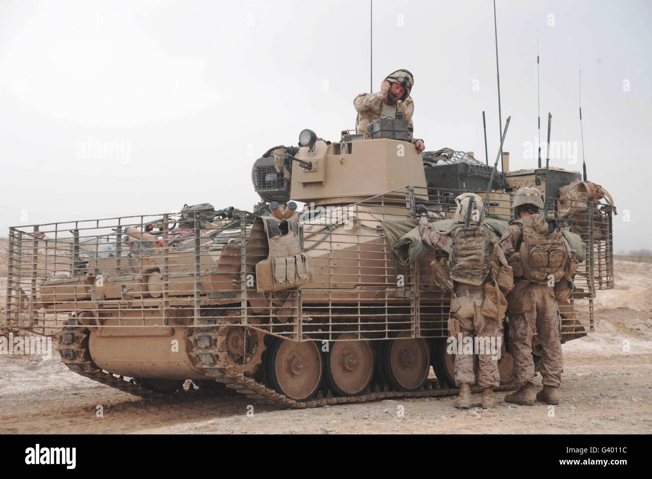 British forces u s marines hi-res stock photography and images - Alamy