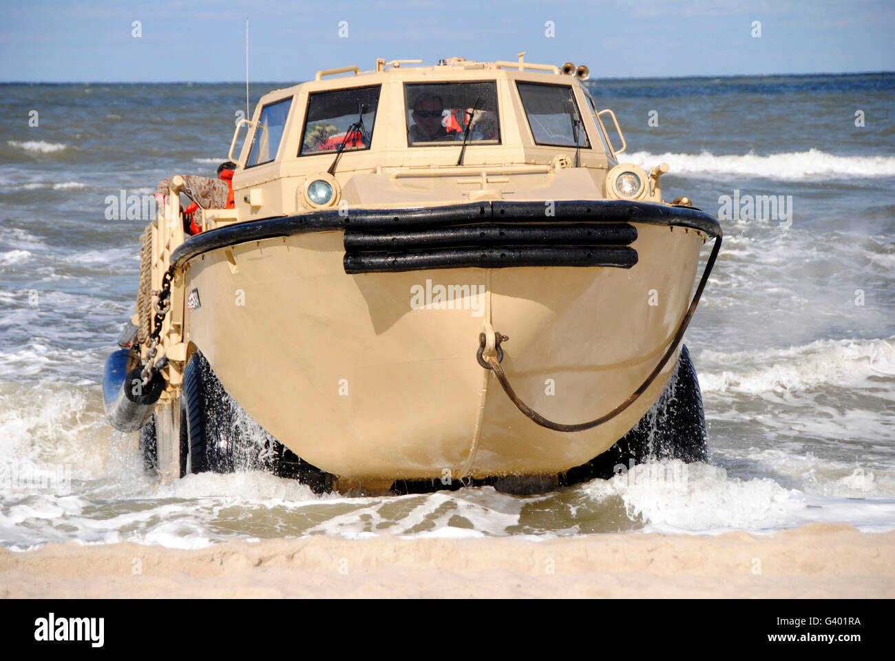 Lighter amphibious resupply cargo larc hi-res stock photography and ...