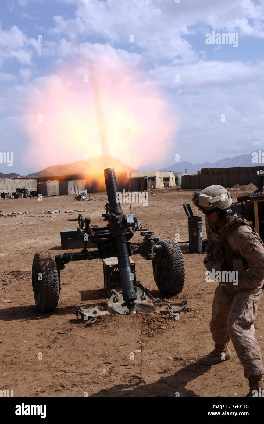 A U.S. Marine Corps gunner fires a 120mm Mortar Stock Photo - Alamy