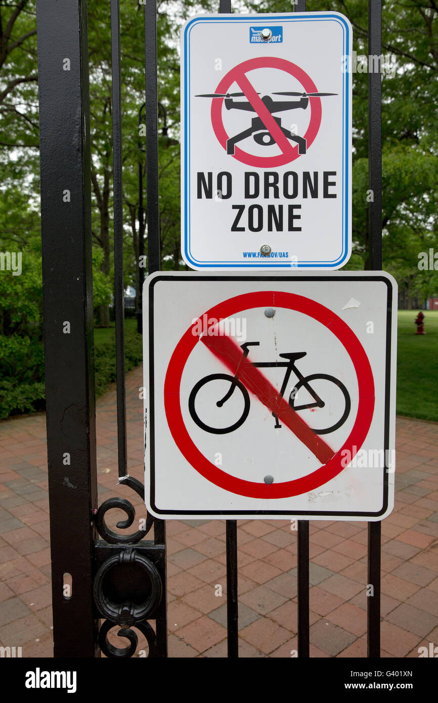 Prohibition signs hi-res stock photography and images - Alamy