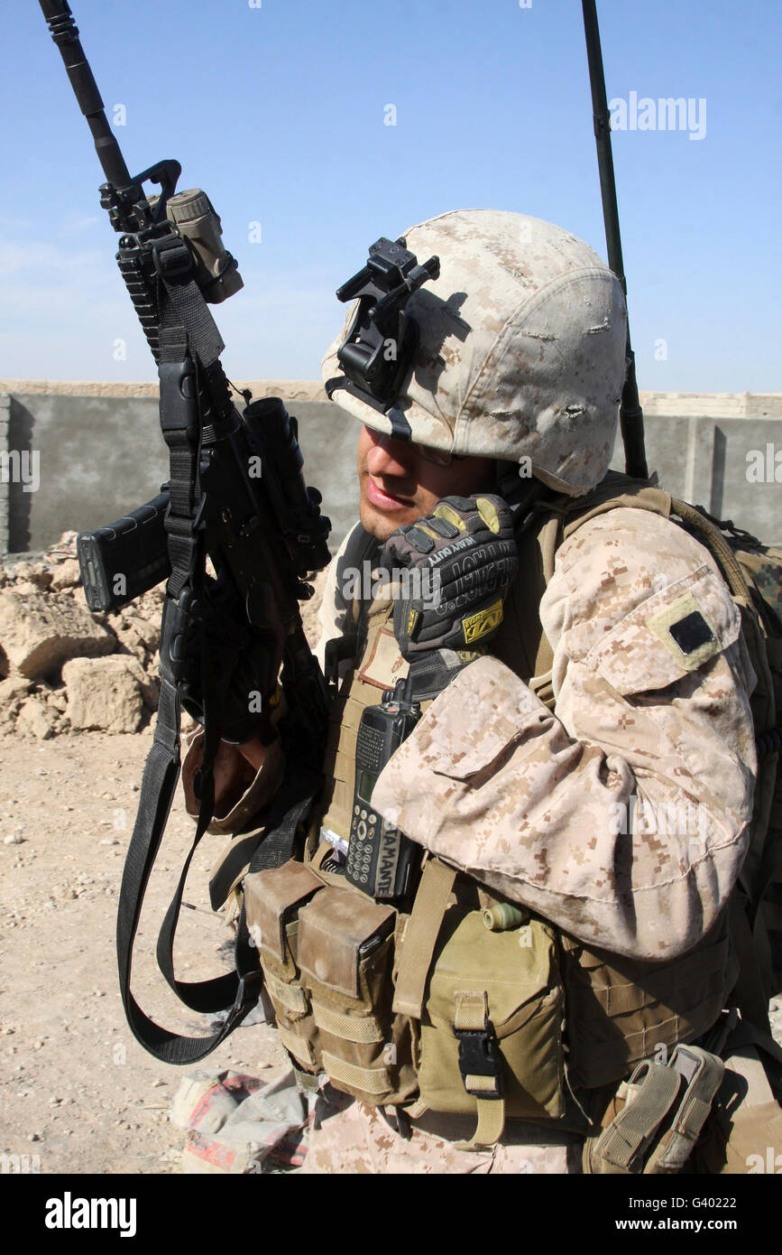 Us marine combat uniforms hi-res stock photography and images - Alamy