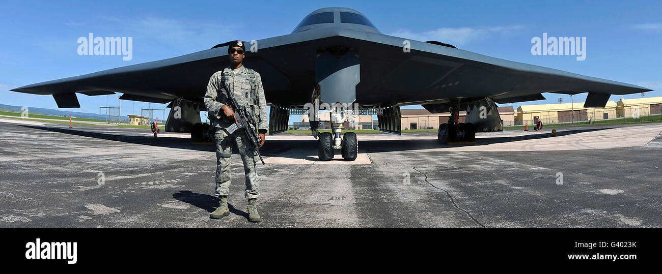 Ellsworth air force base hi-res stock photography and images - Alamy