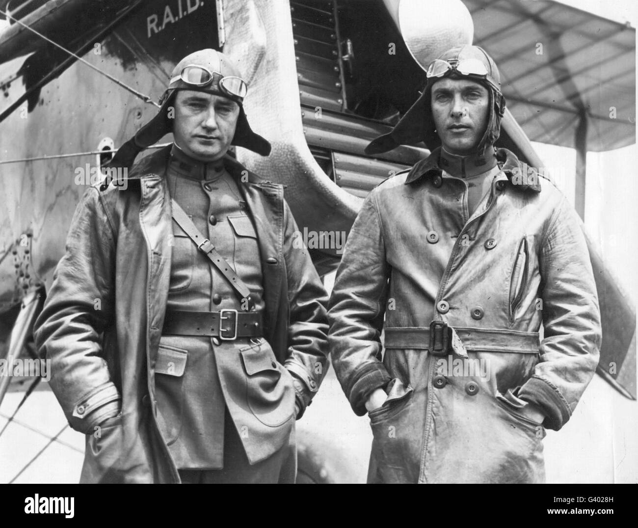 World war two refueling hi-res stock photography and images - Alamy