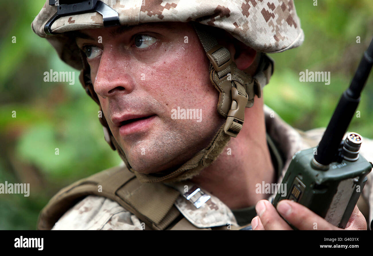 Marine corps field radio hi-res stock photography and images - Alamy