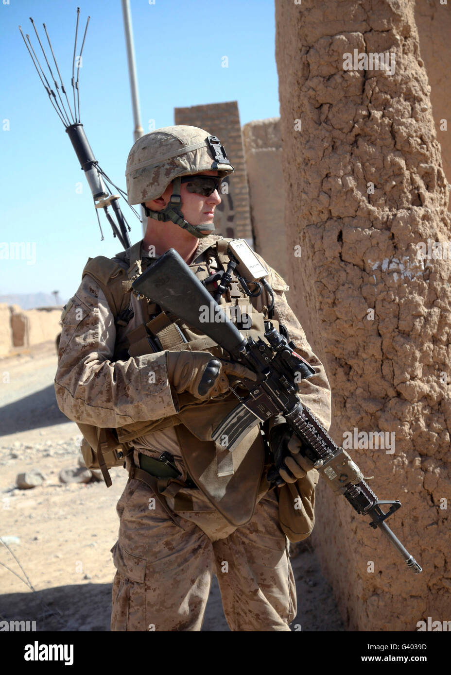 Vehicle checkpoint hi-res stock photography and images - Alamy