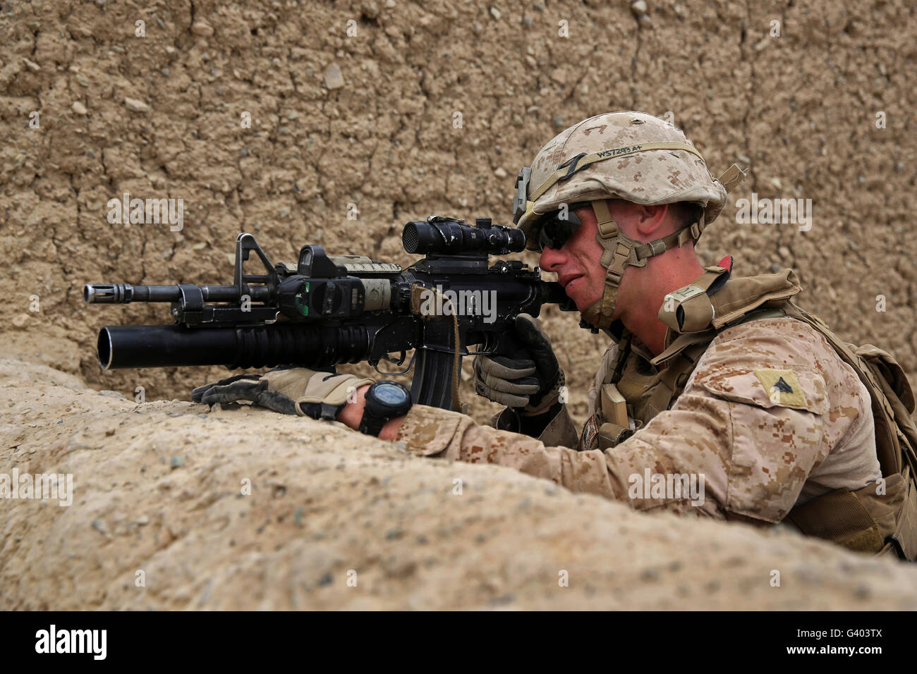 Us army wall patrol hi-res stock photography and images - Alamy