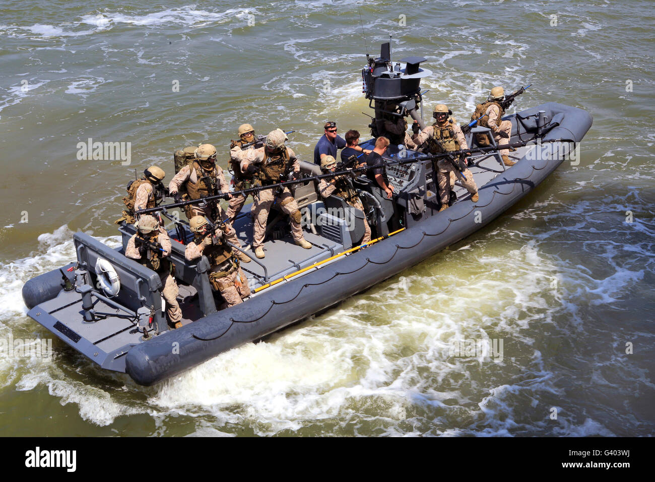 Reconnaissance marines marine corps hi-res stock photography and images ...